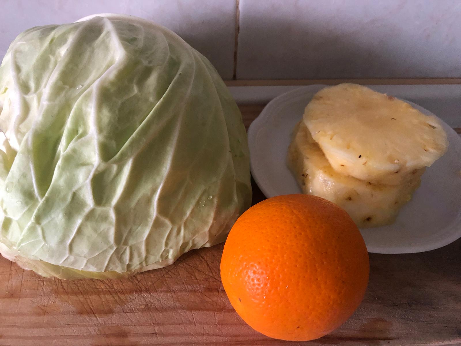 Repollo con piña y naranja. – Una de col y otra de azúcar