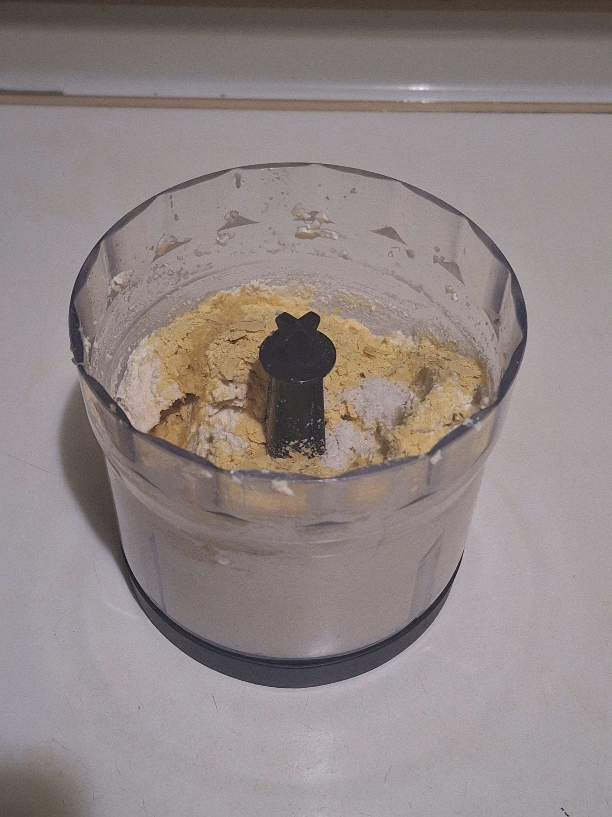 Queso curado de anacardos. – Una de col y otra de azúcar
